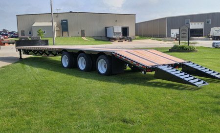 Semi-Style Ramp Trailers - Behnke Enterprises